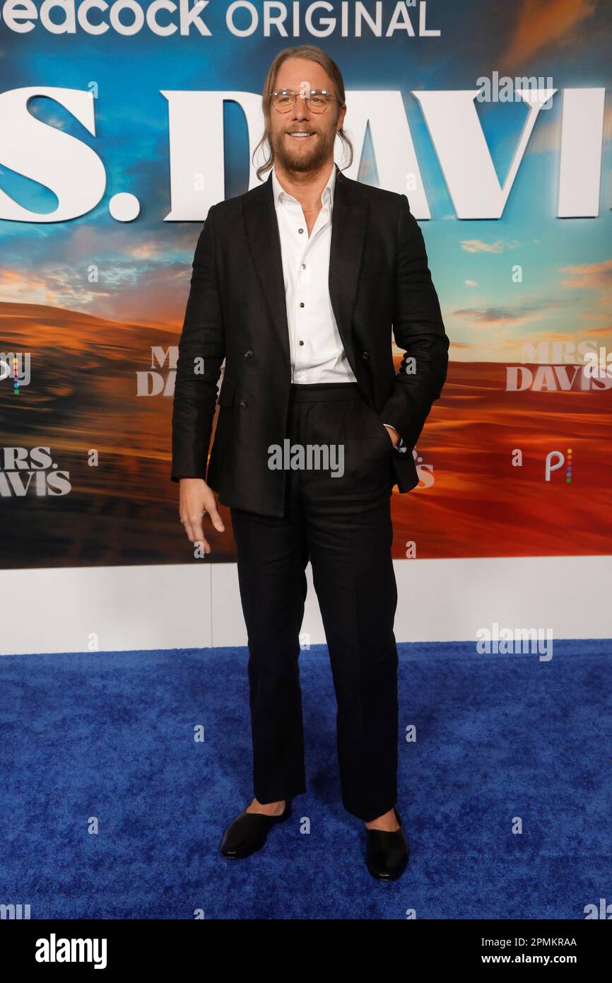 Mrs davis 2023 hi-res stock photography and images - Alamy