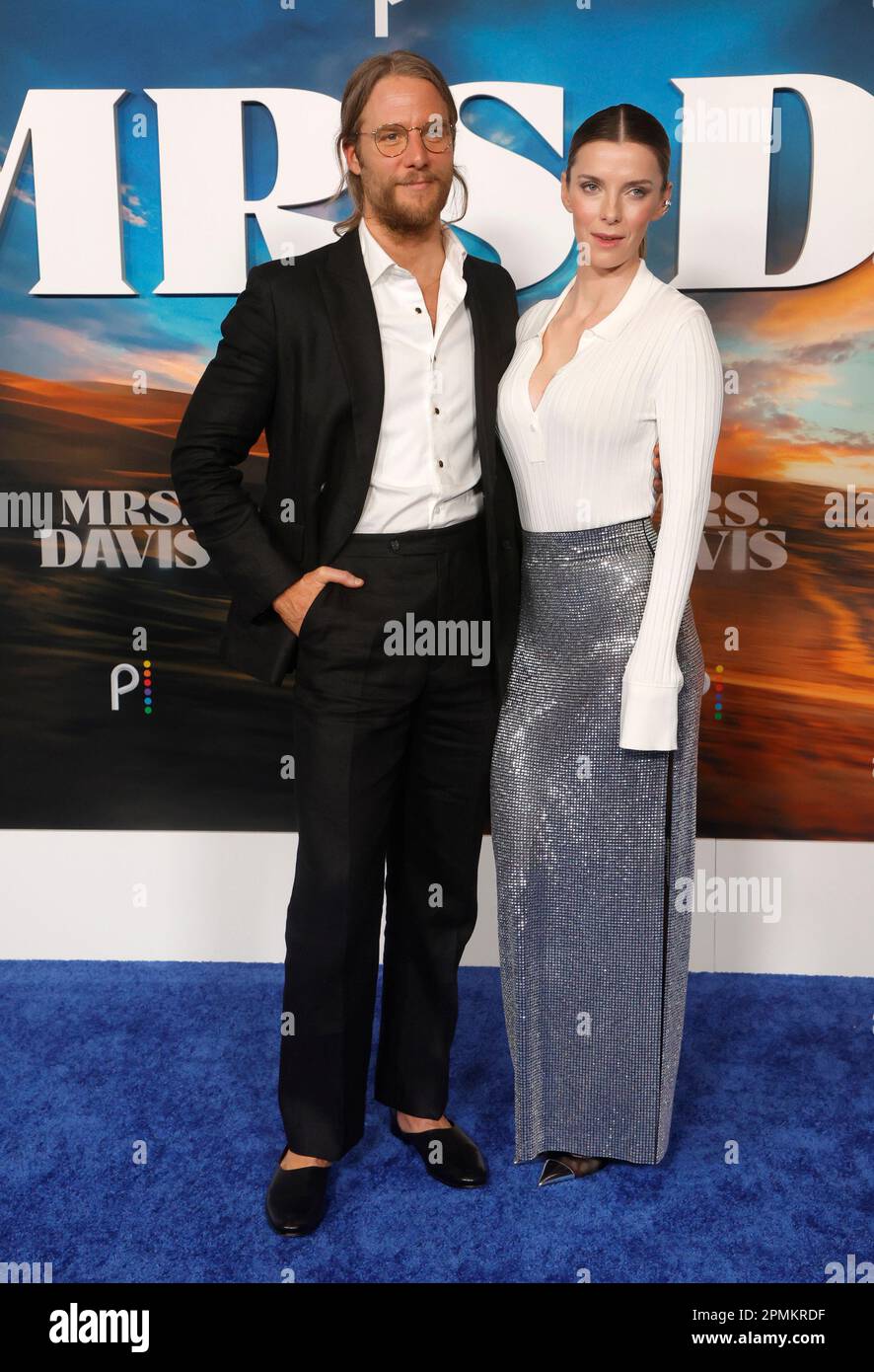 Los Angeles, Ca. 13th Apr, 2023. Jake McDorman and Betty Gilpin at the ...