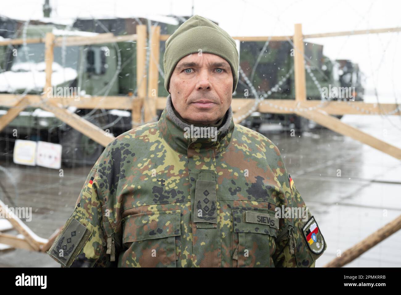 Miaczyn, Poland. 03rd Apr, 2023. Contingent commander Col. Jörg Sievers ...