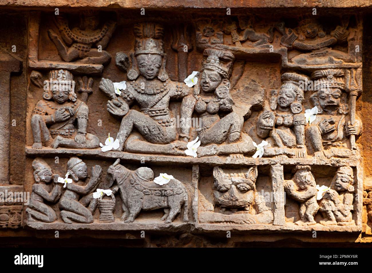 Ancient Human Life Carving on Bharateswara Shiva Temple, Built during ...