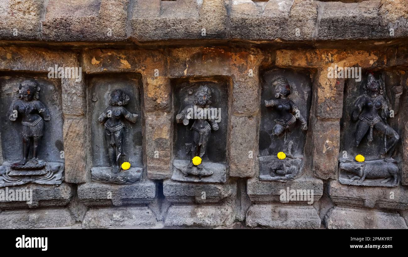 Statues of Shanti / Kanti / Lakshmi / Manada, Vrddhi / Kriya / Varuni ...