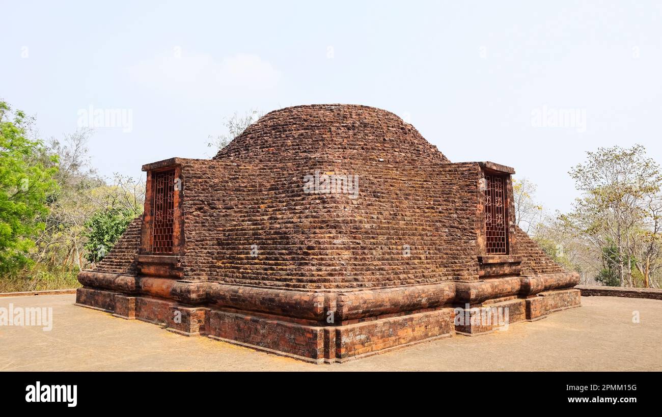 View of Maha Stupa, Udaygiri Buddhist Monastery, Jaipur, Odisha, India ...
