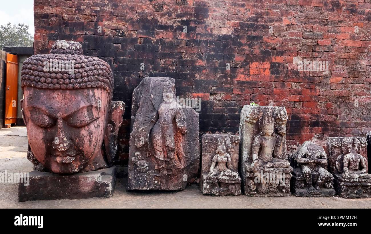 Colossal buddha hi-res stock photography and images - Alamy
