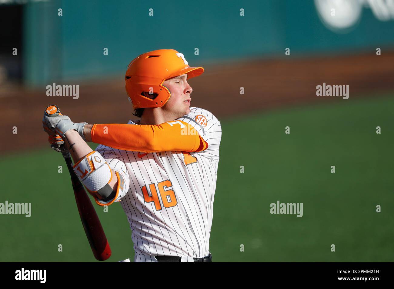 Tennessee Volunteers designated hitter Dylan Dreiling (46) at bat ...