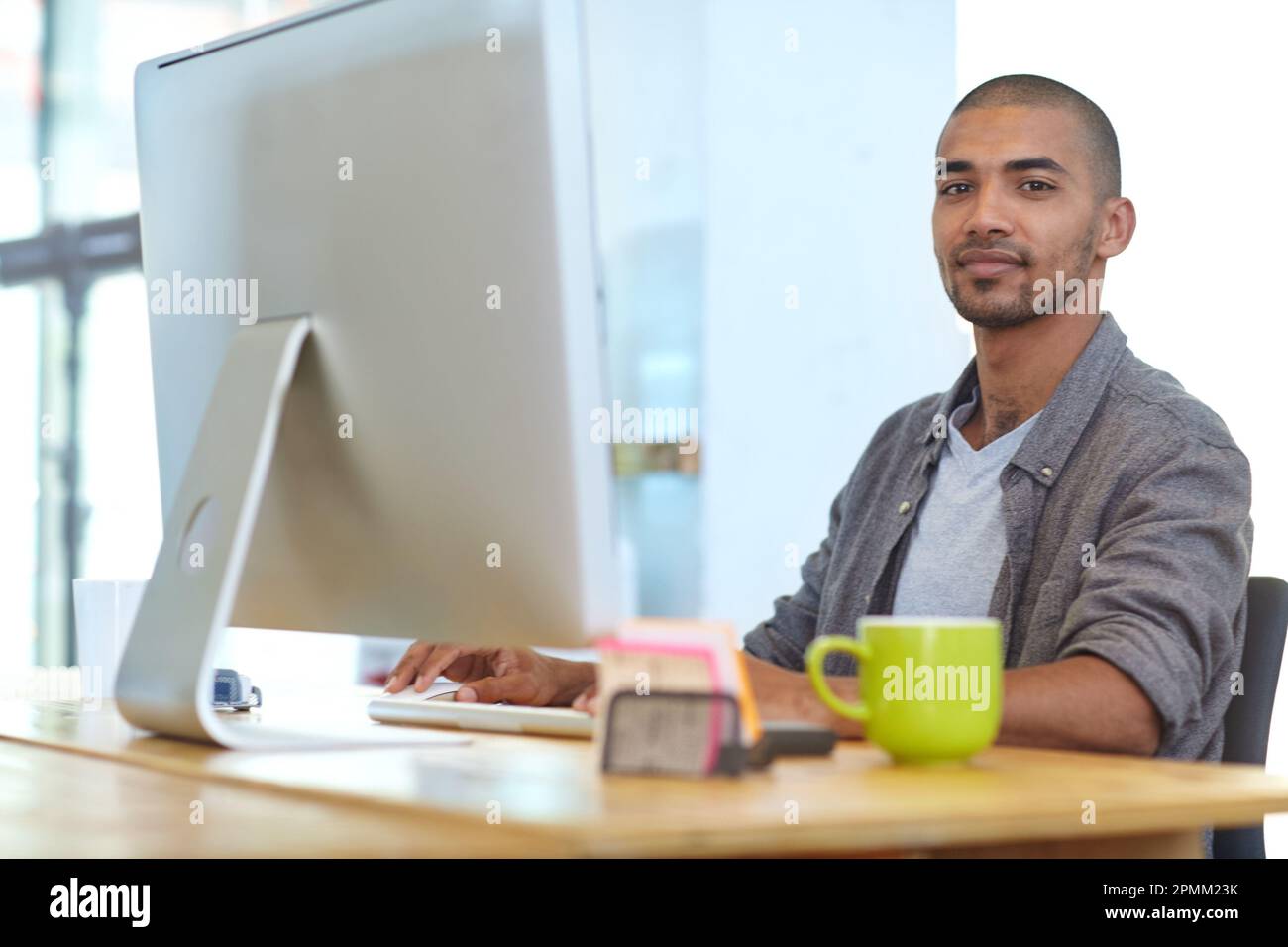 Flawless work office hi-res stock photography and images - Alamy