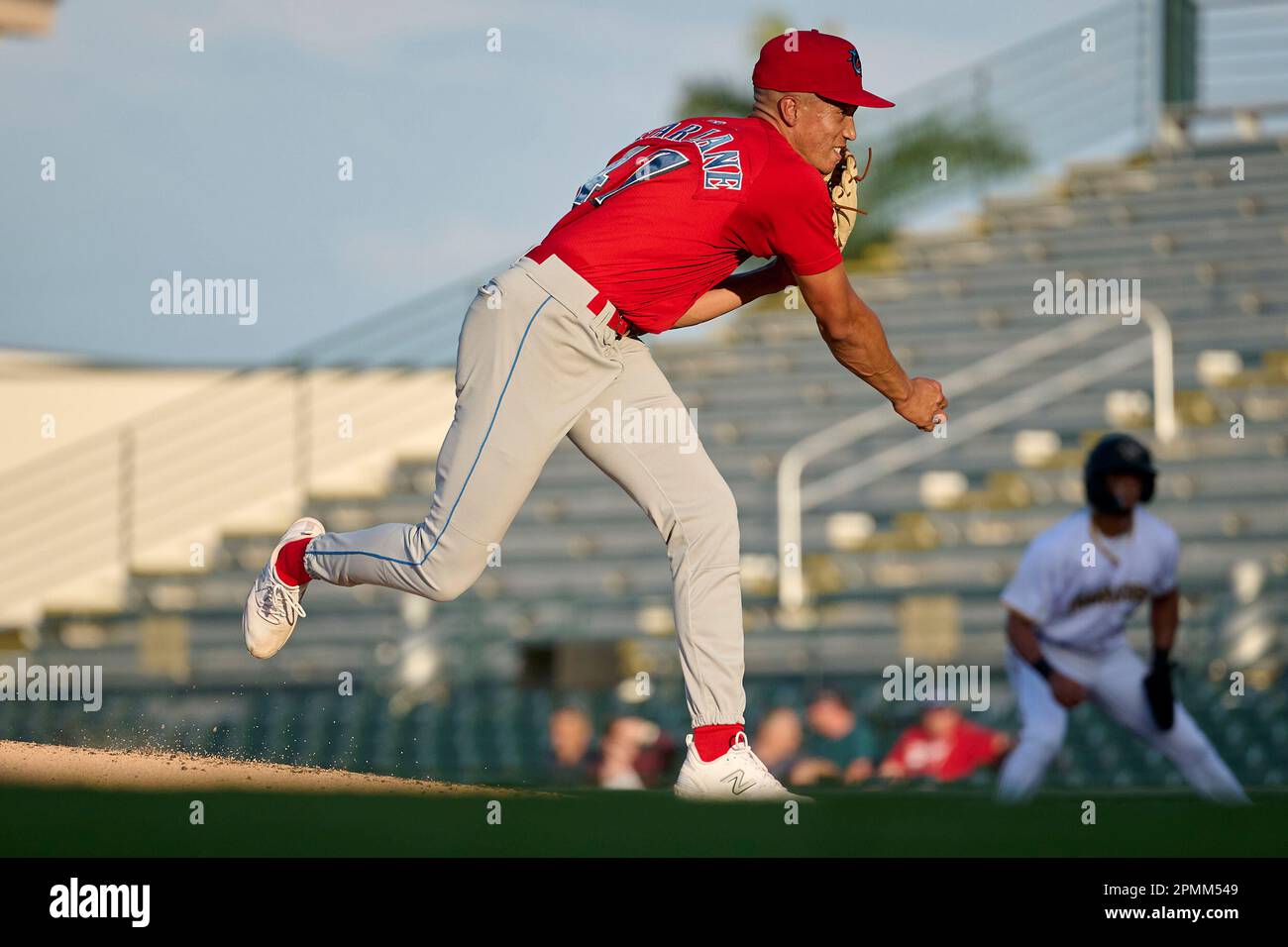 Clearwater Threshers pitcher Alex McFarlane (47) during a MiLB Florida ...