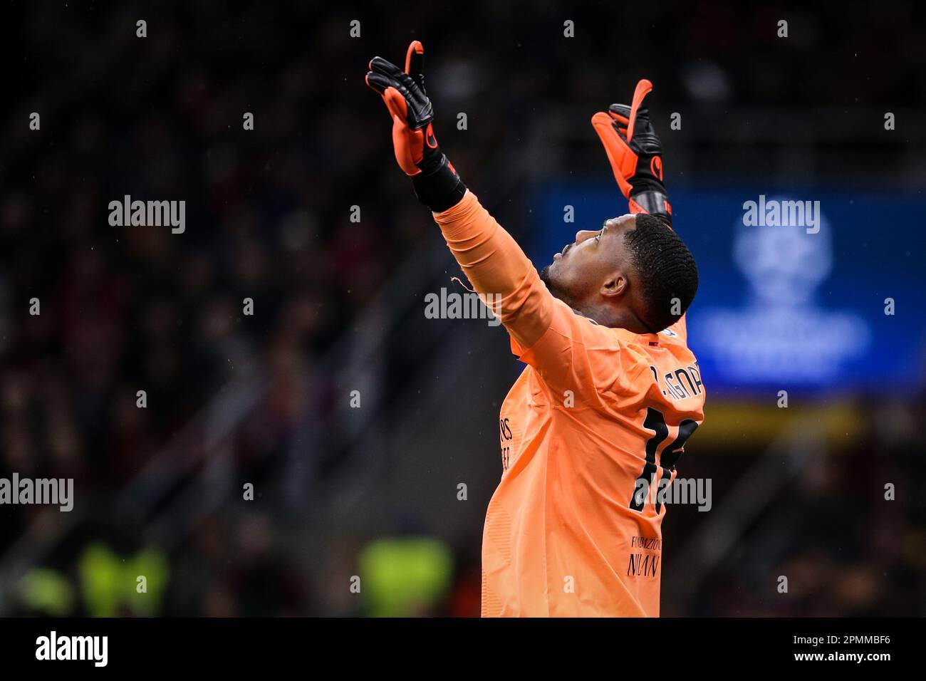 Mike Maignan, Milan goalkeeper Stock Photo - Alamy