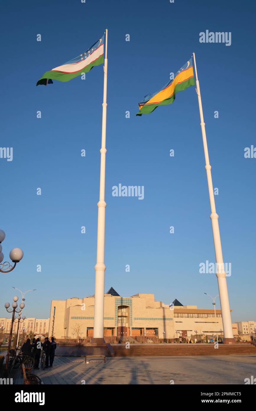 Two tall flags hi-res stock photography and images - Alamy