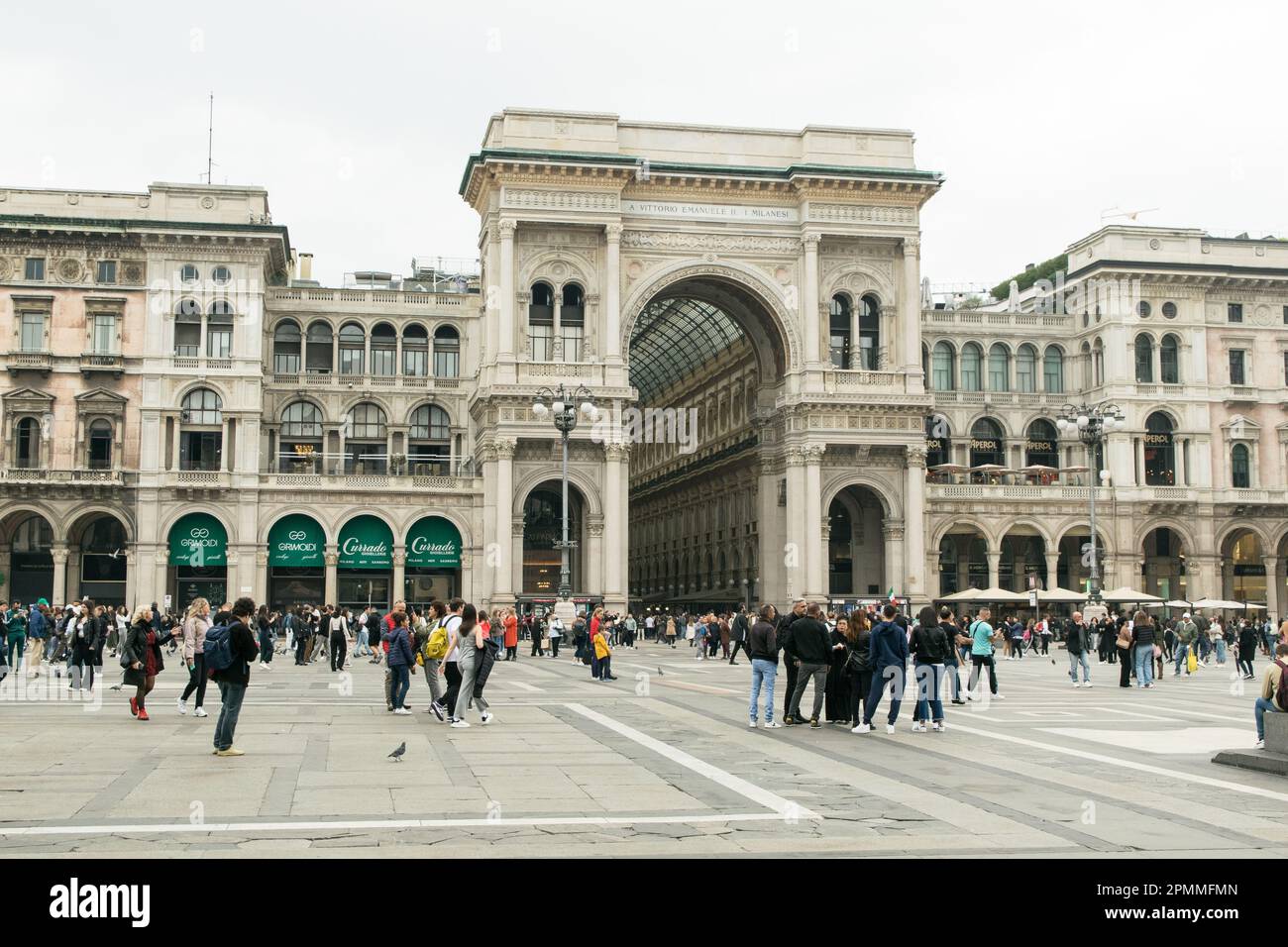 Vittorio emanuele ii gallery dome hi-res stock photography and images ...