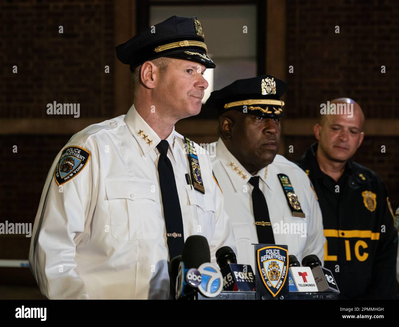 NYPD Chief of Transit Michael Kemper briefs media on police involved ...