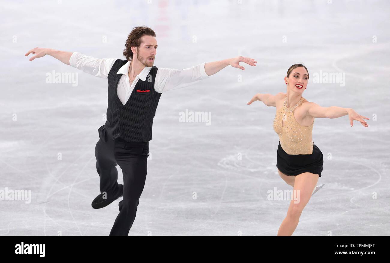 Sara CONTI and Niccolo MACII of Italy perform during pairs short ...