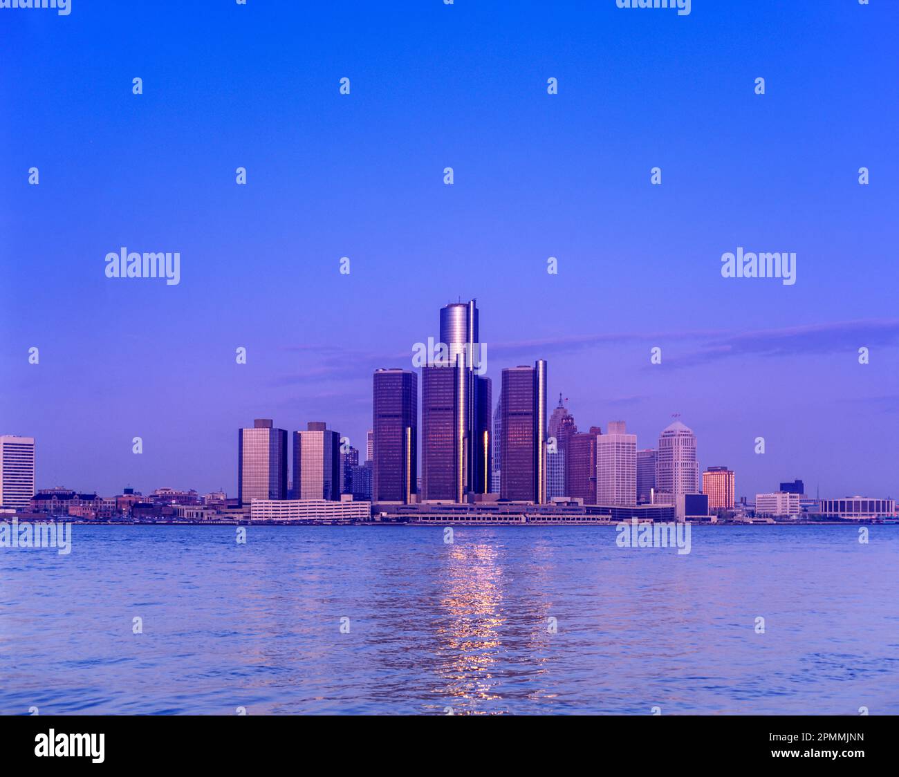 1991 HISTORICAL DOWNTOWN SKYLINE DETROIT MICHIGAN USA Stock Photo - Alamy