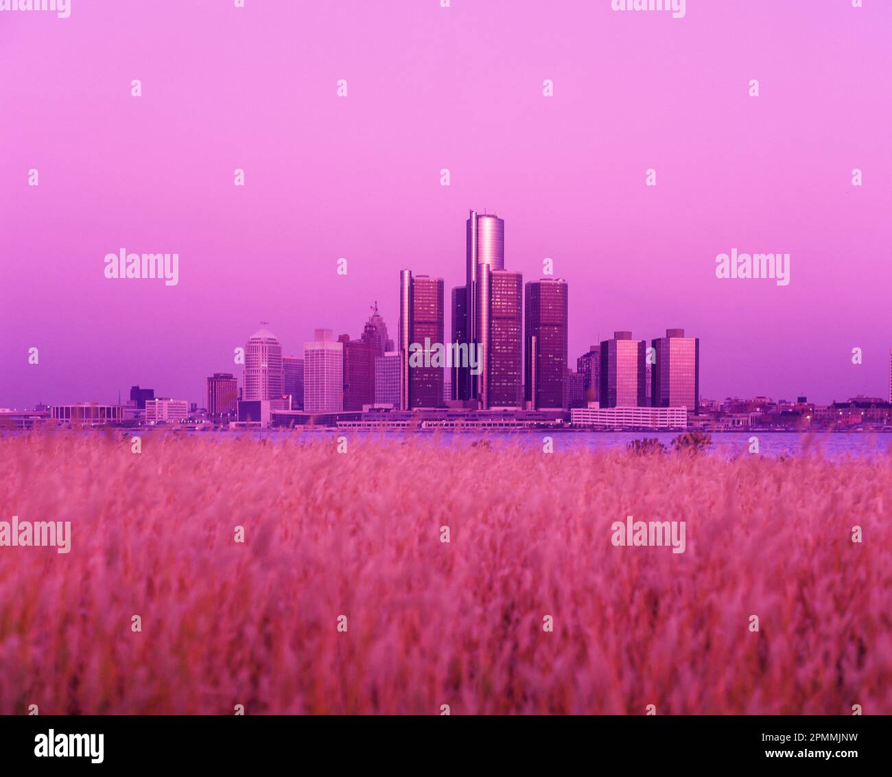 1991 HISTORICAL DOWNTOWN SKYLINE DETROIT MICHIGAN USA Stock Photo - Alamy