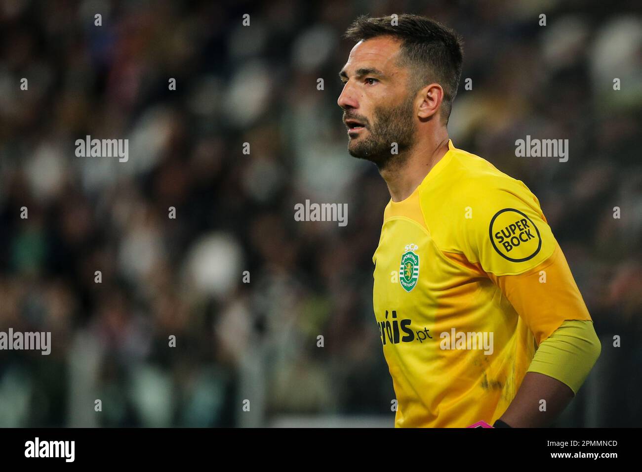 Adán, Sporting goalkeeper Stock Photo - Alamy
