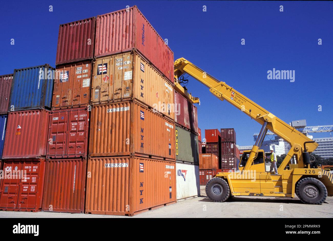 Container harbors hi-res stock photography and images - Alamy