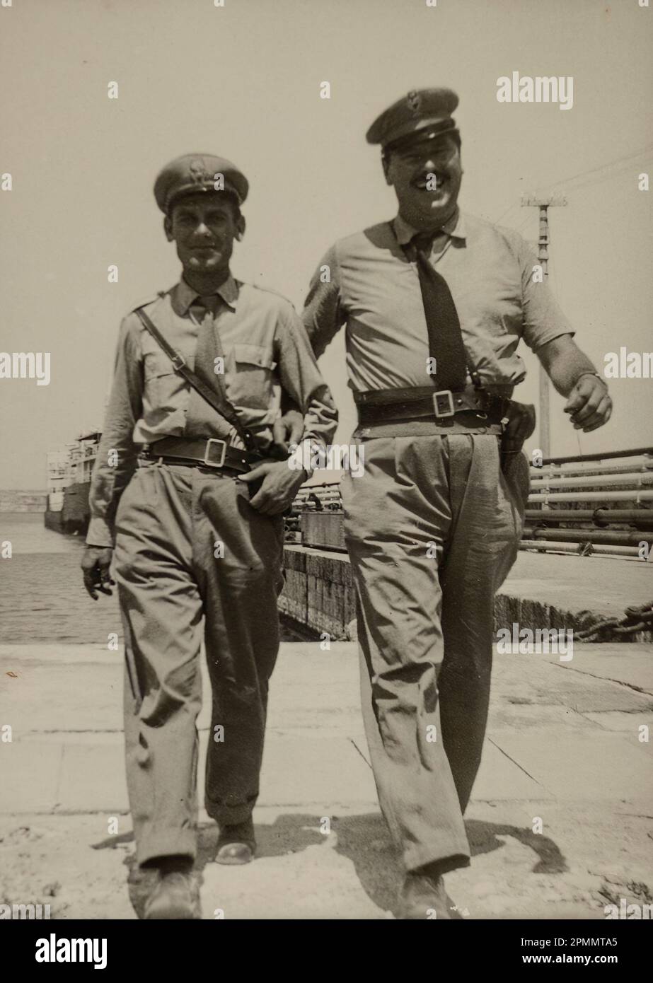 1950s marching military hi-res stock photography and images - Alamy