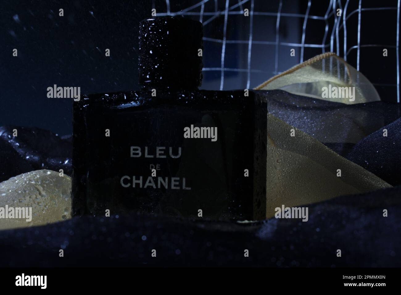 Chanel perfumes hi-res stock photography and images - Alamy