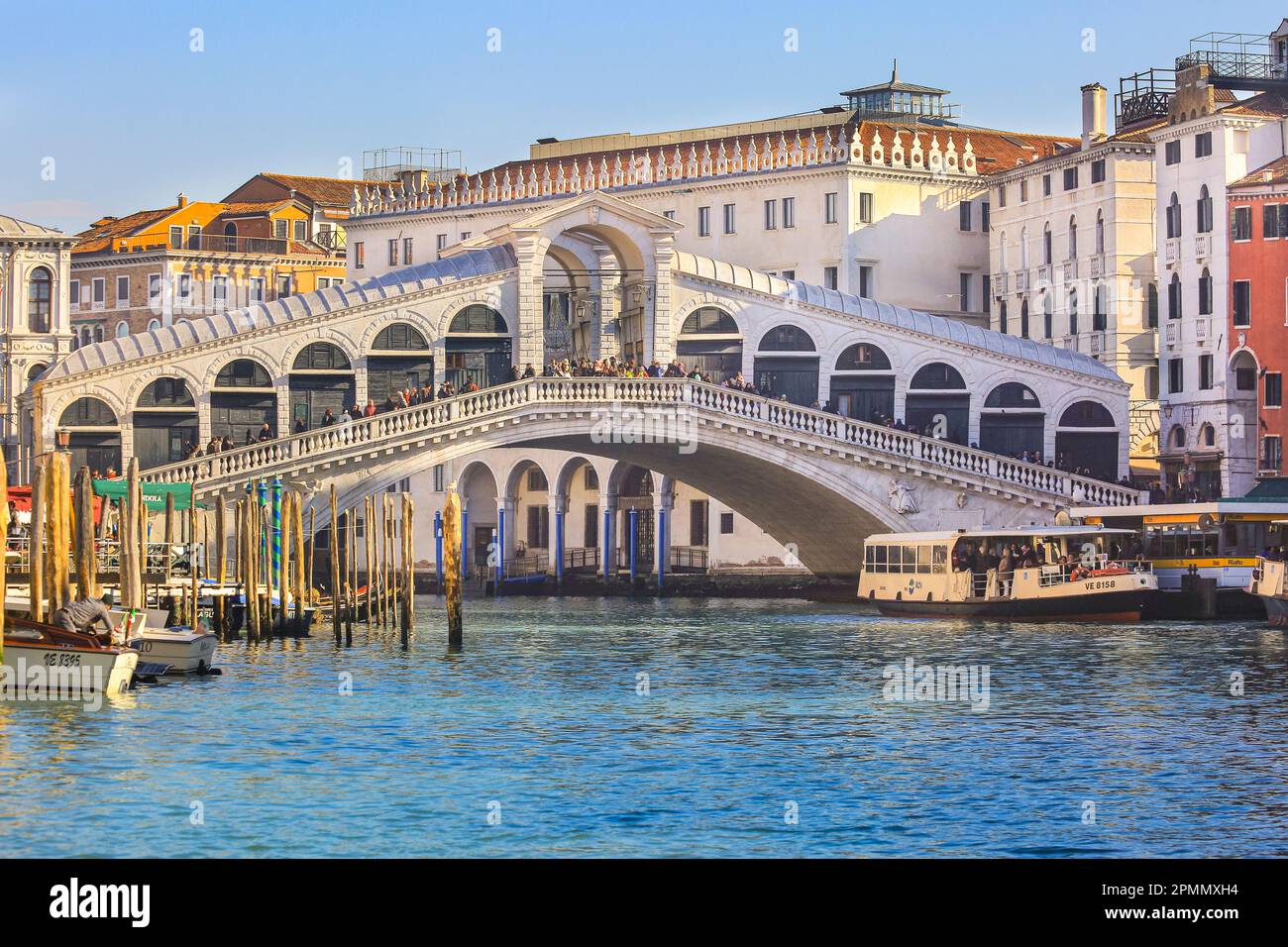 Venice Rialto Bridge from the Grand Canal, ornate 16th-century stone ...