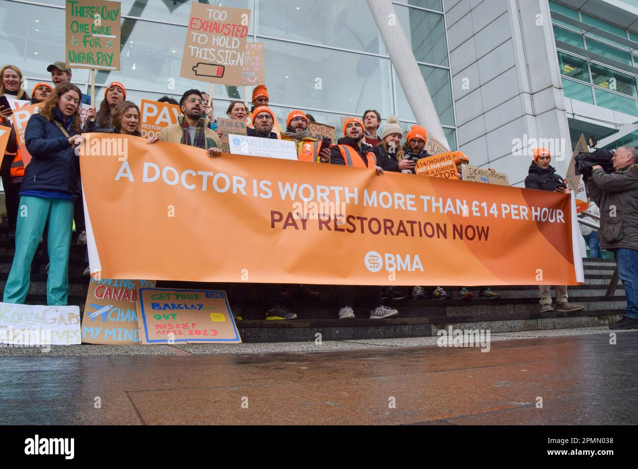 London, UK. 14th April 2023. Junior doctors stand at the British ...
