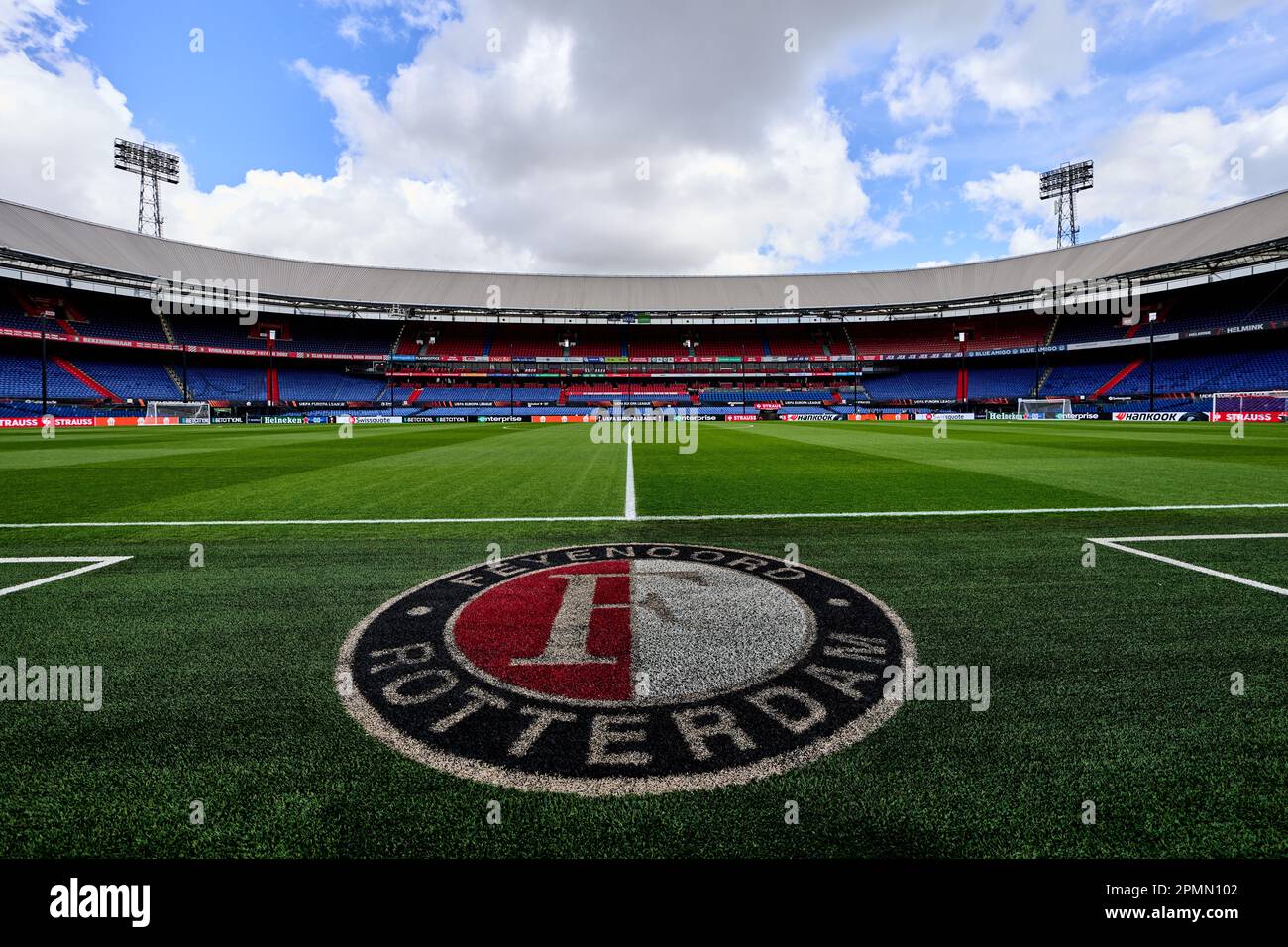 Stadion general view pitch hi-res stock photography and images - Alamy