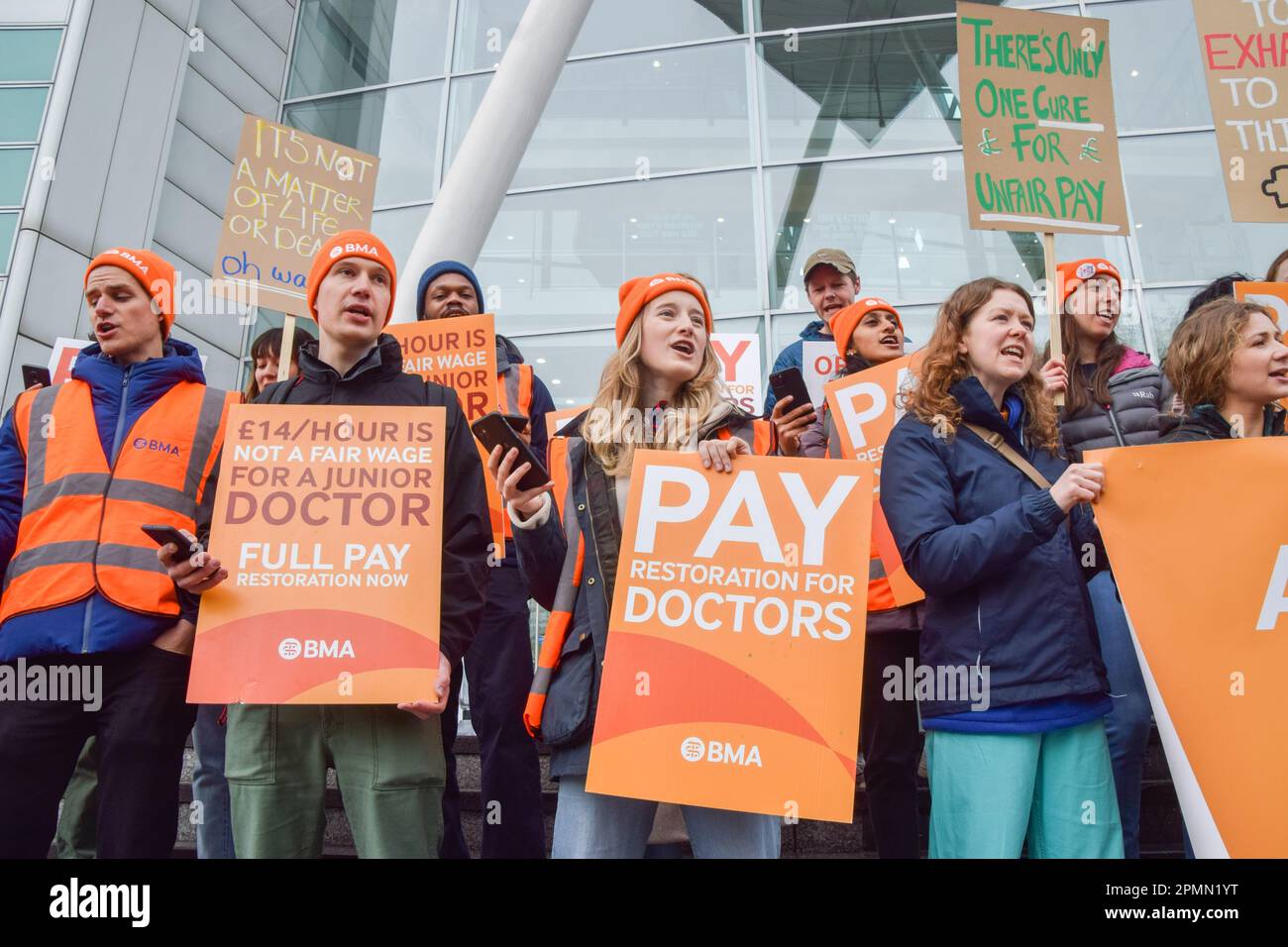 London, England, UK. 14th Apr, 2023. Junior doctors stand at the ...