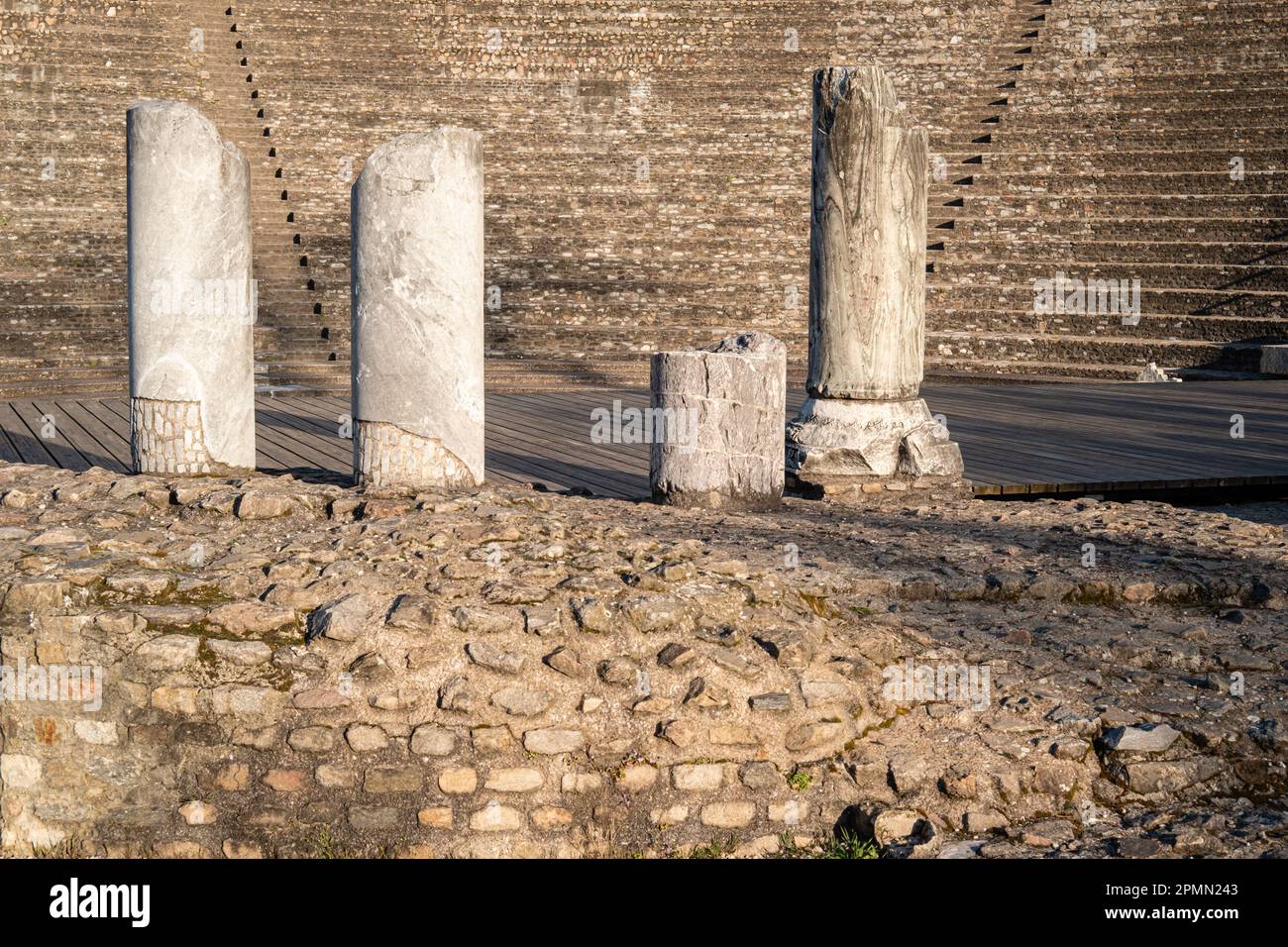 France, Lyon, 2023-04-05. Gallo-Roman remains with the columns aligned ...
