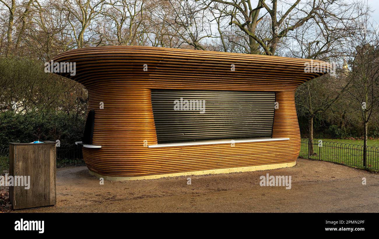 Refreshment kiosk hi-res stock photography and images - Alamy