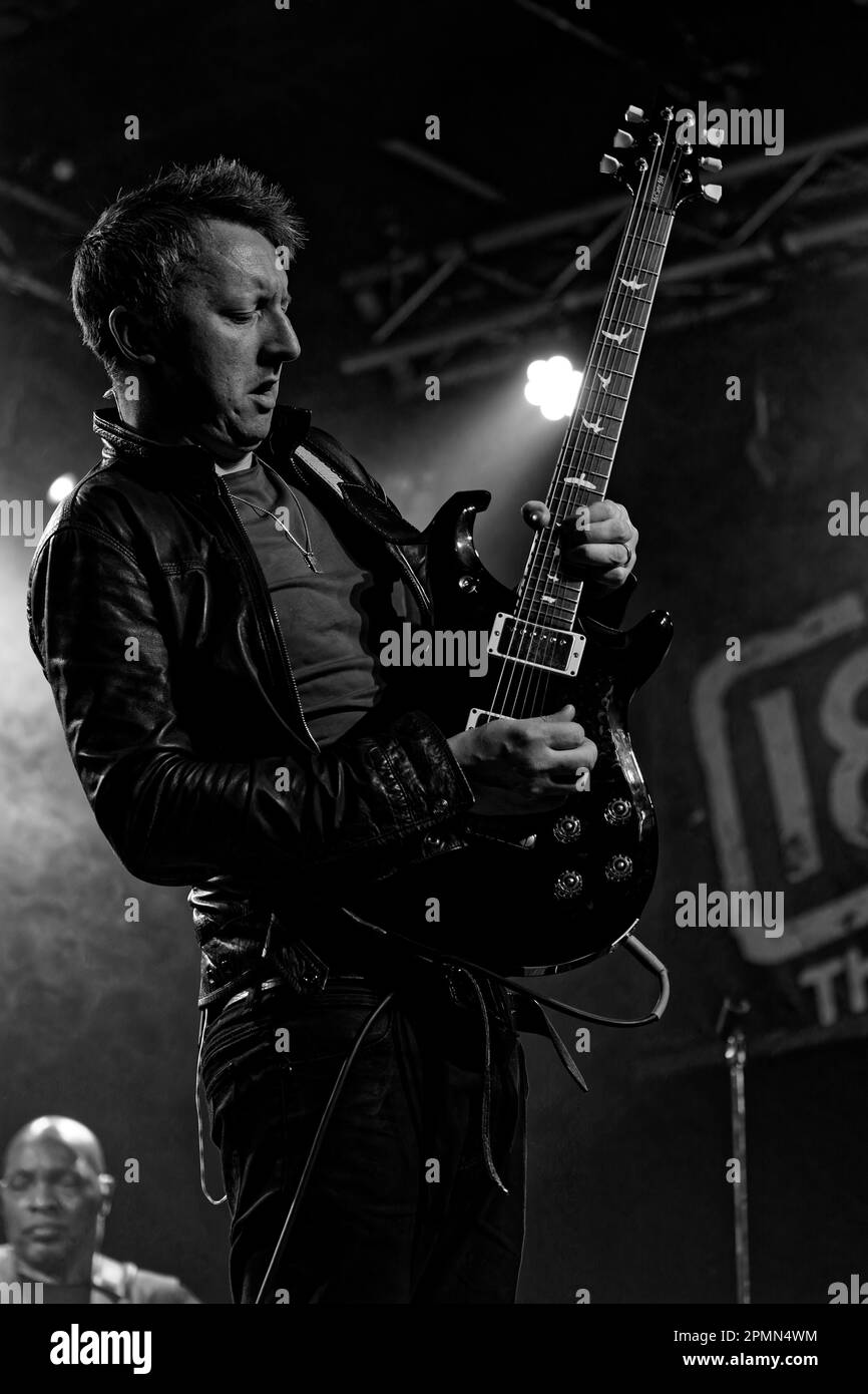 Sari Schorr at The 1865 in Southampton, April 2023 Stock Photo - Alamy