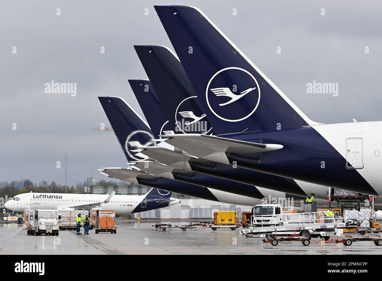 Impressions from Franz Josef Strauss Airport in Munich on April 12 ...