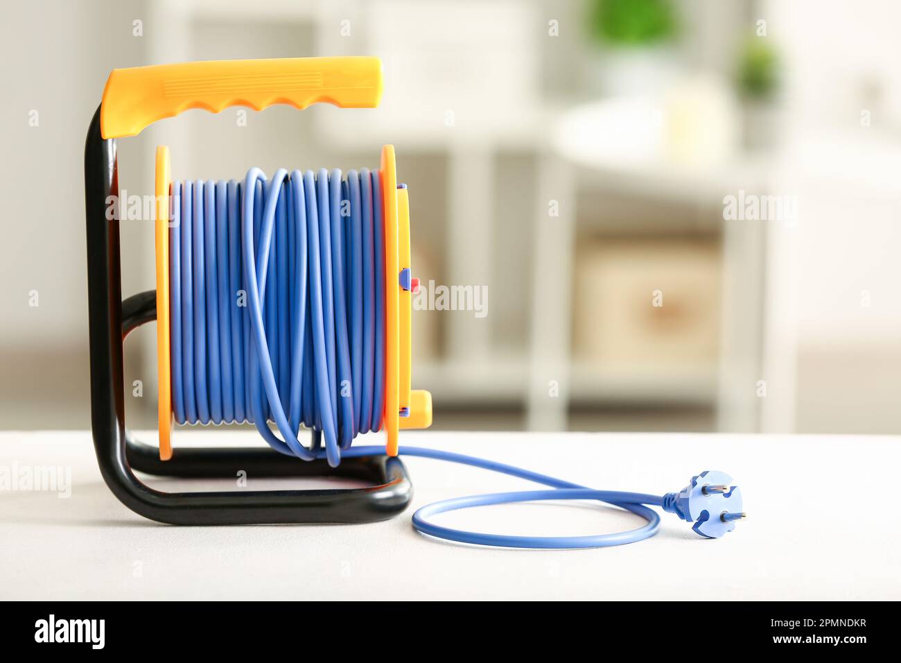 Cable reel table hi-res stock photography and images - Alamy