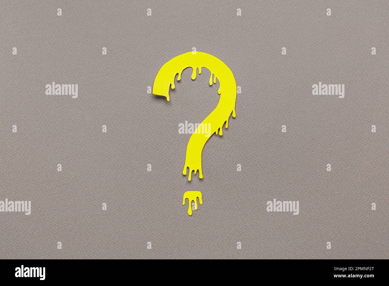 Paper question mark on dark background Stock Photo - Alamy
