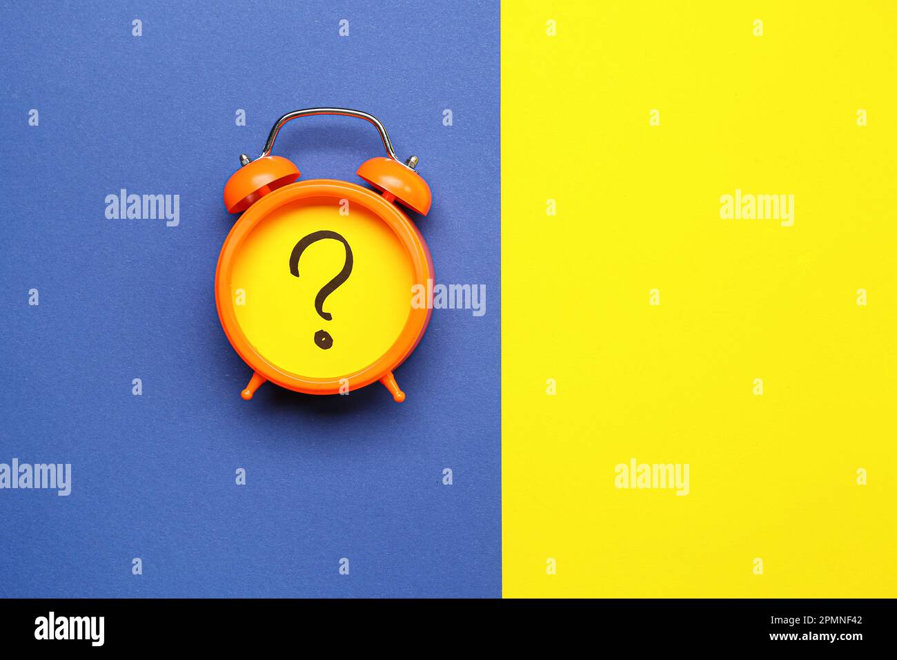 Question mark clock concept time hi-res stock photography and images ...