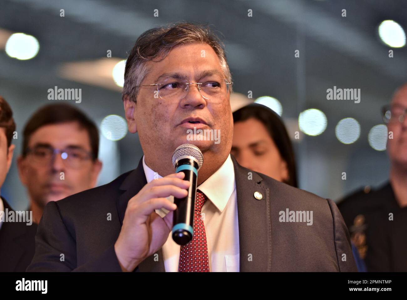 The Minister of Justice of Brazil, Flávio Dino, and the Governor of Rio ...
