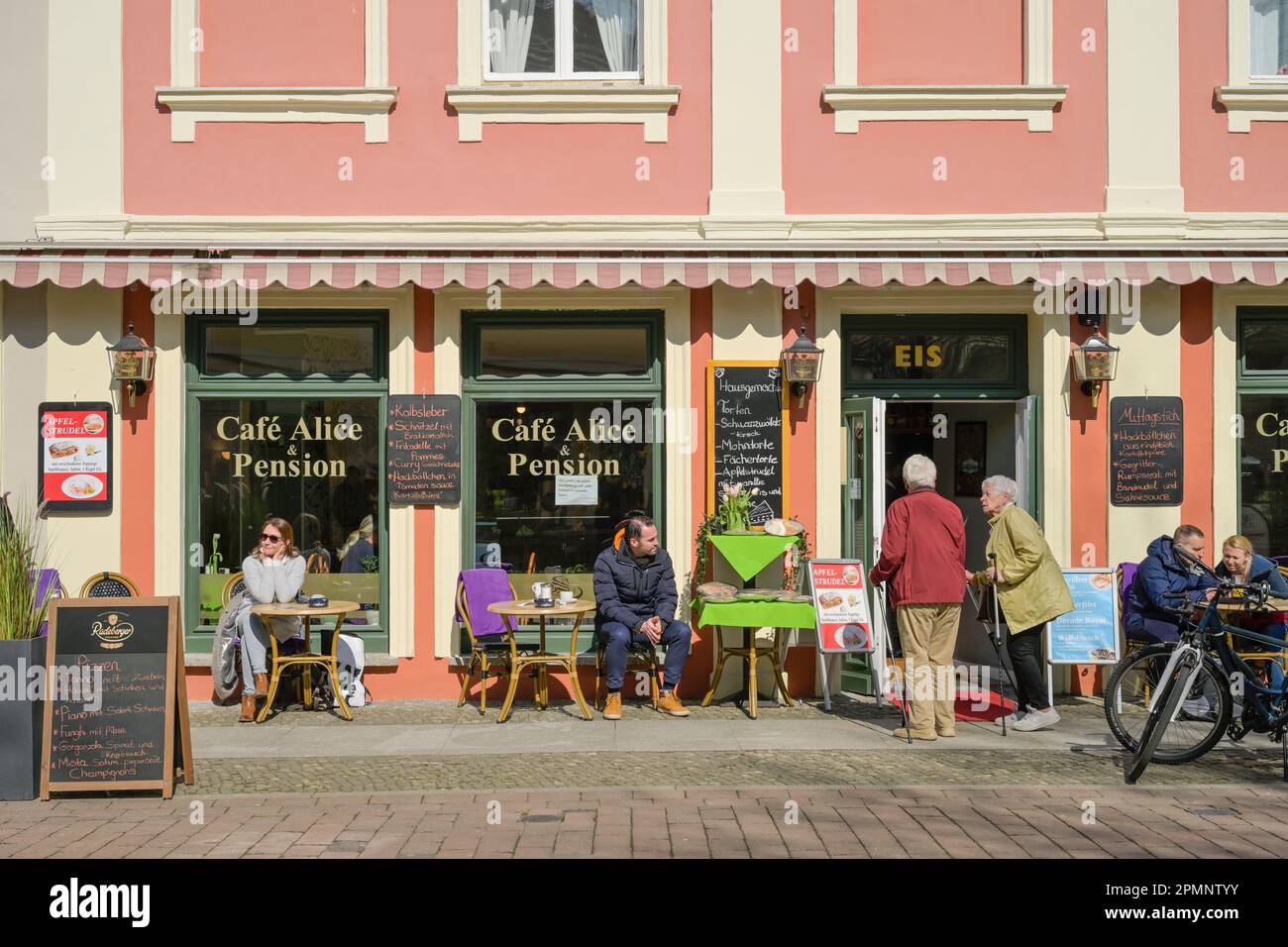 Cafe Alice, Brandenburger Straße, Potsdam, Brandenburg, Deutschland ...