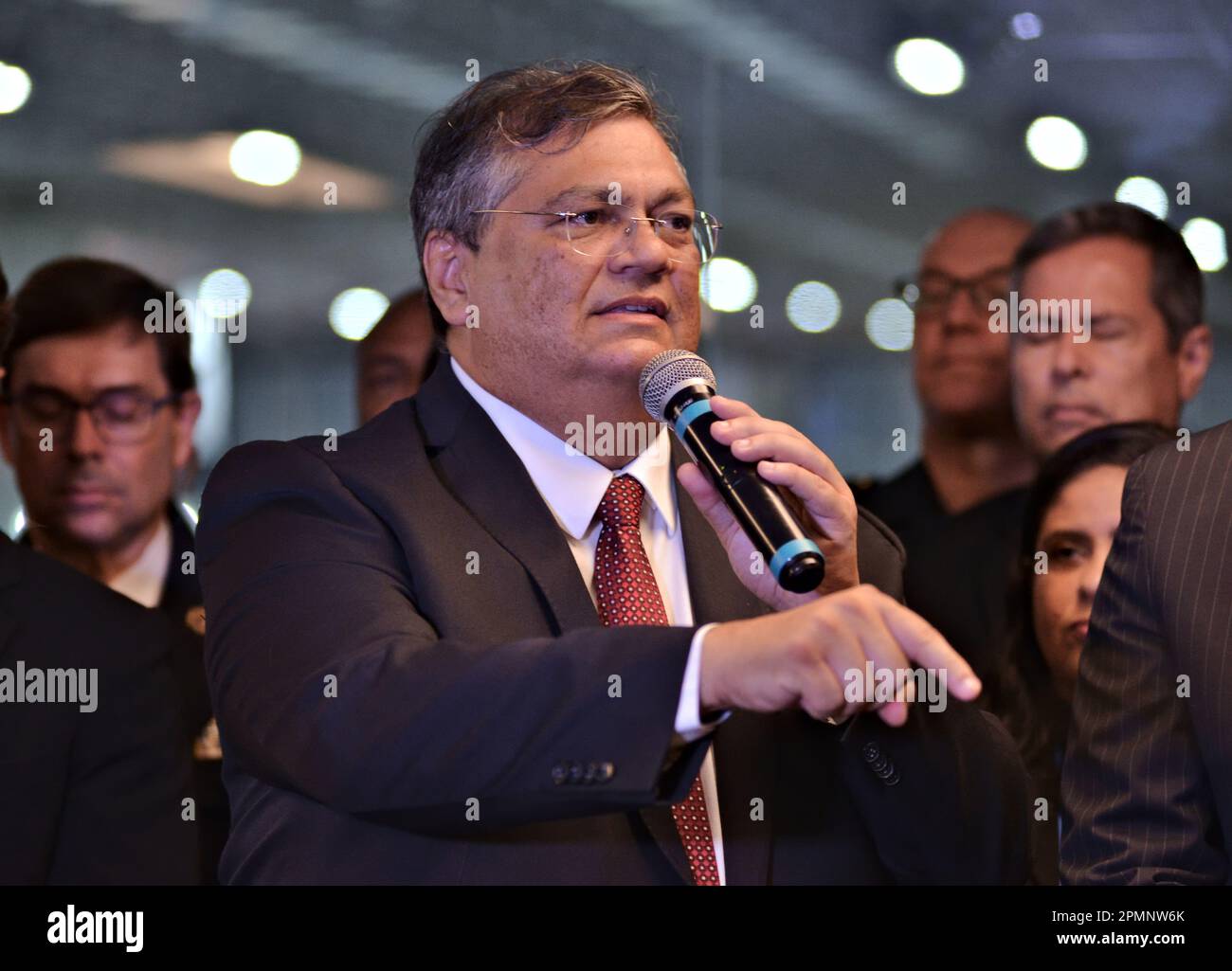 The Minister of Justice of Brazil, Flávio Dino, and the Governor of Rio ...