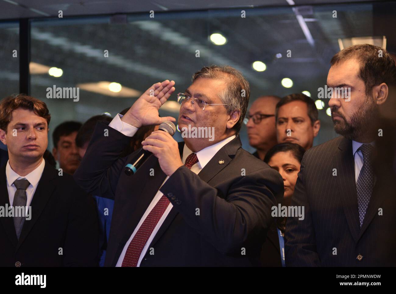 The Minister of Justice of Brazil, Flávio Dino, and the Governor of Rio ...