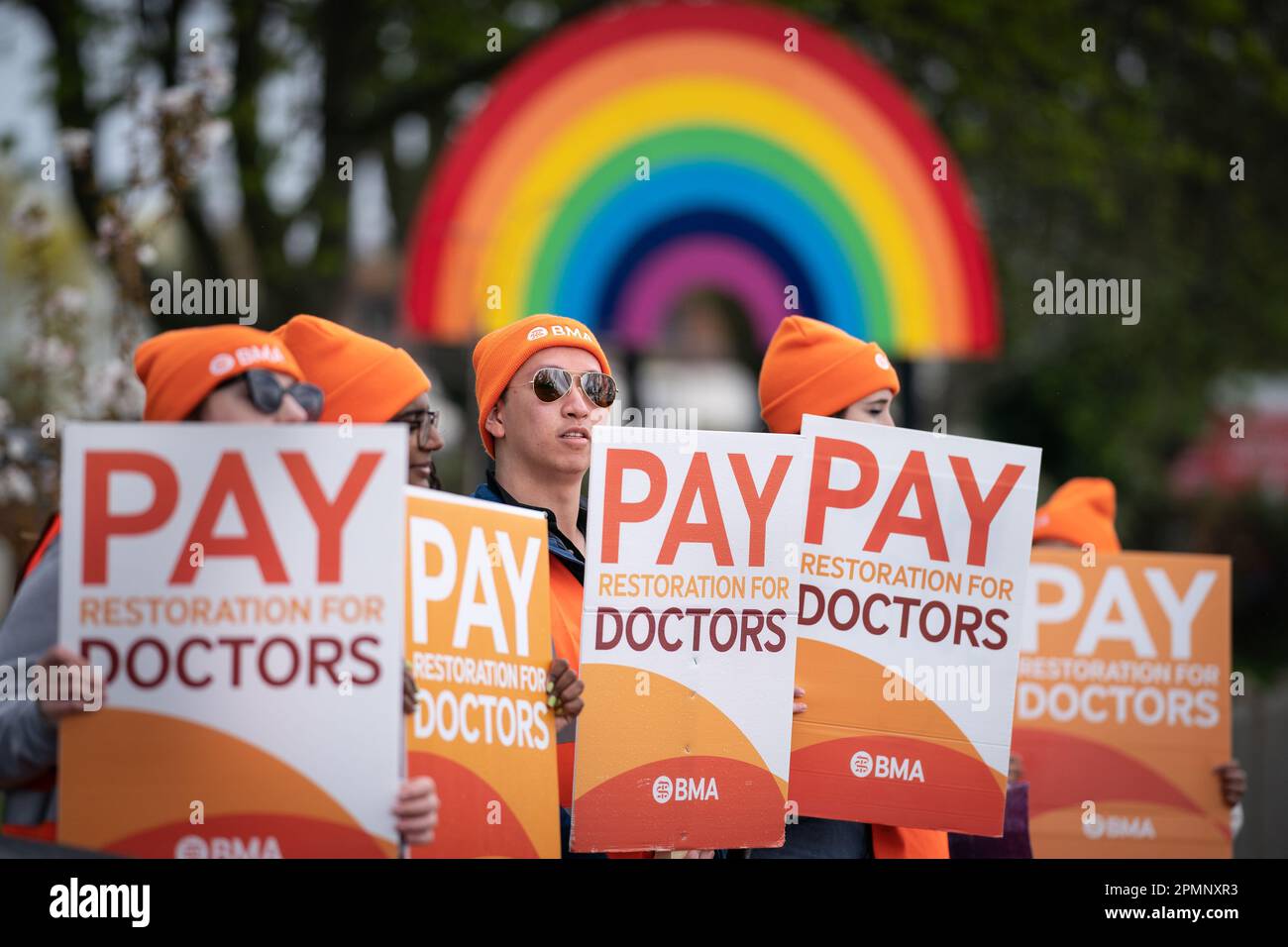 Striking NHS junior doctors on the picket line outside Southend ...