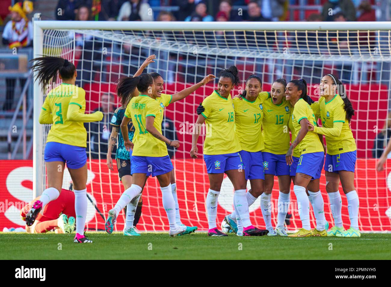 Tamires Britto, women BRA 6 celebrates his goal, happy, laugh ...