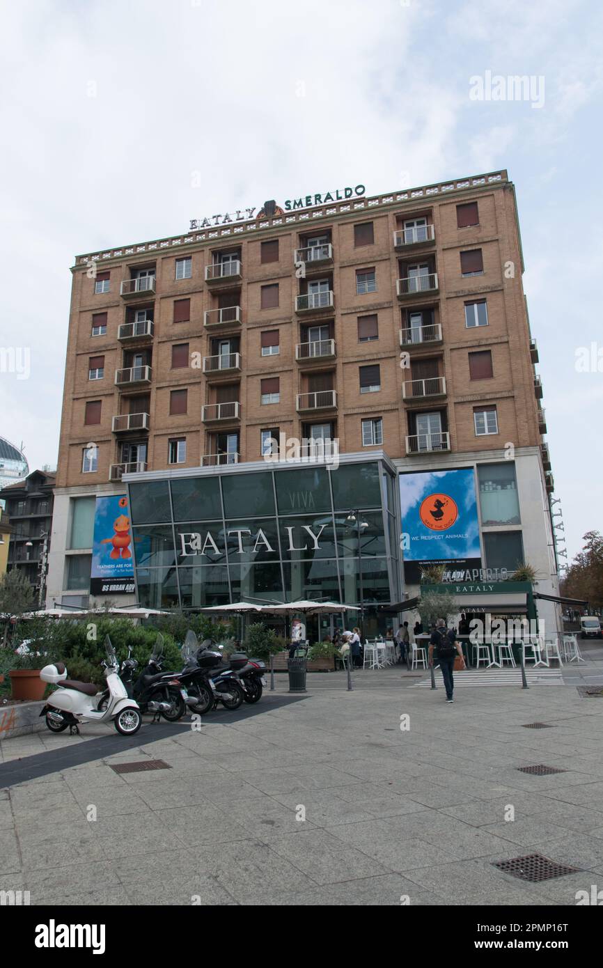 Eataly Milano Smeraldo store building in Milan Stock Photo - Alamy