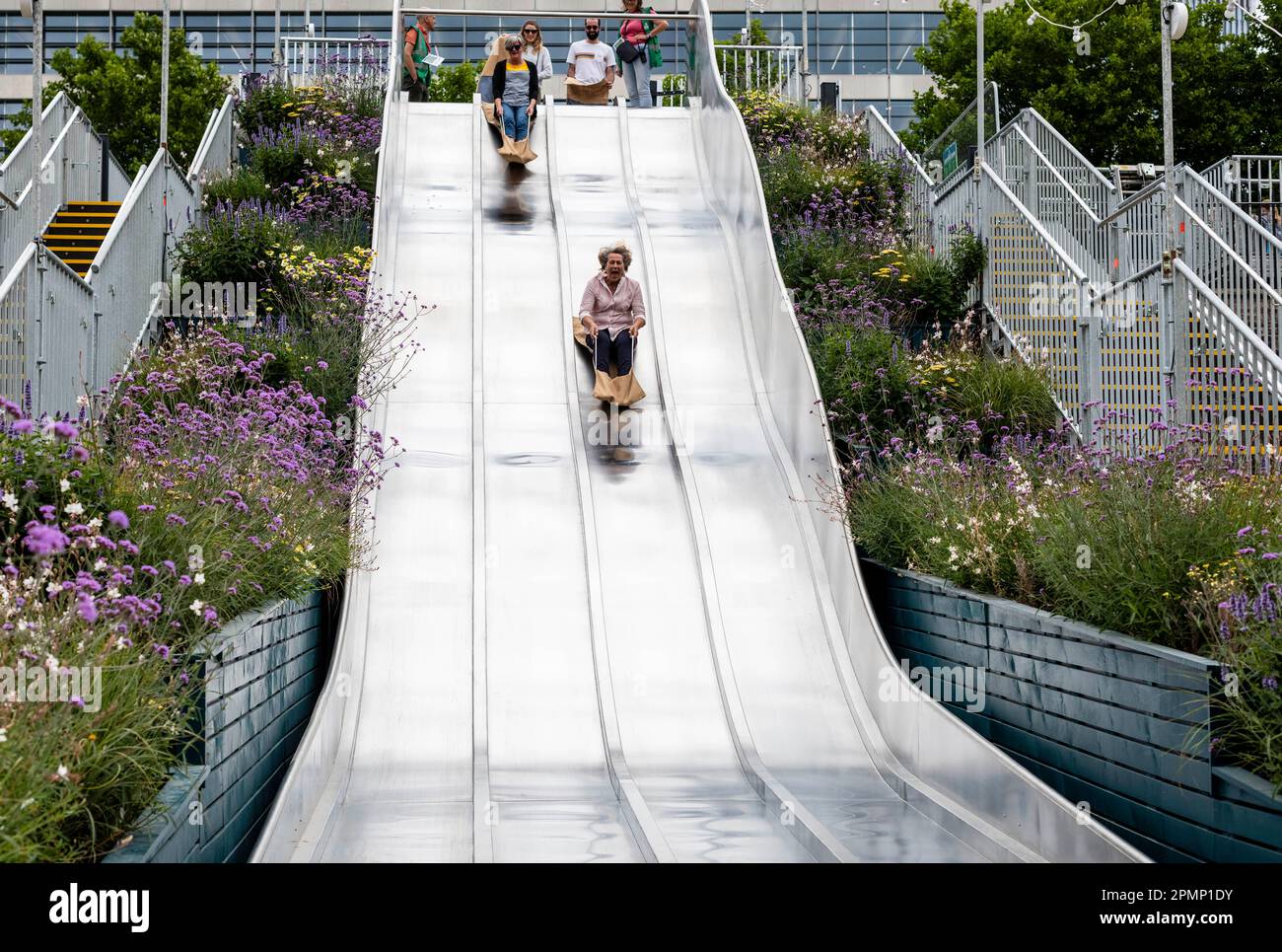 Superbloom at tower of london hi-res stock photography and images - Alamy