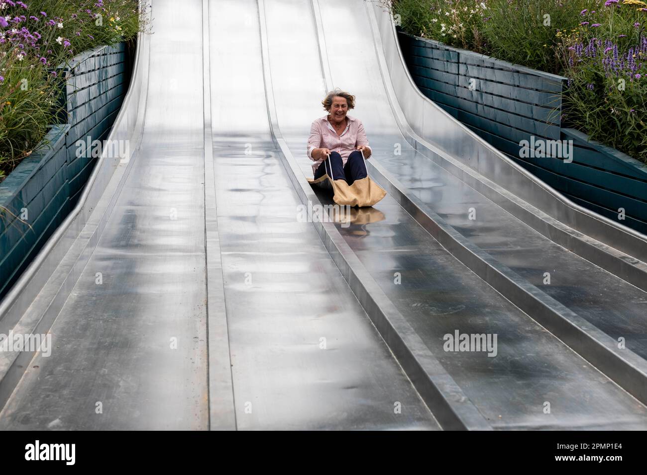 Superbloom at tower of london hi-res stock photography and images - Alamy
