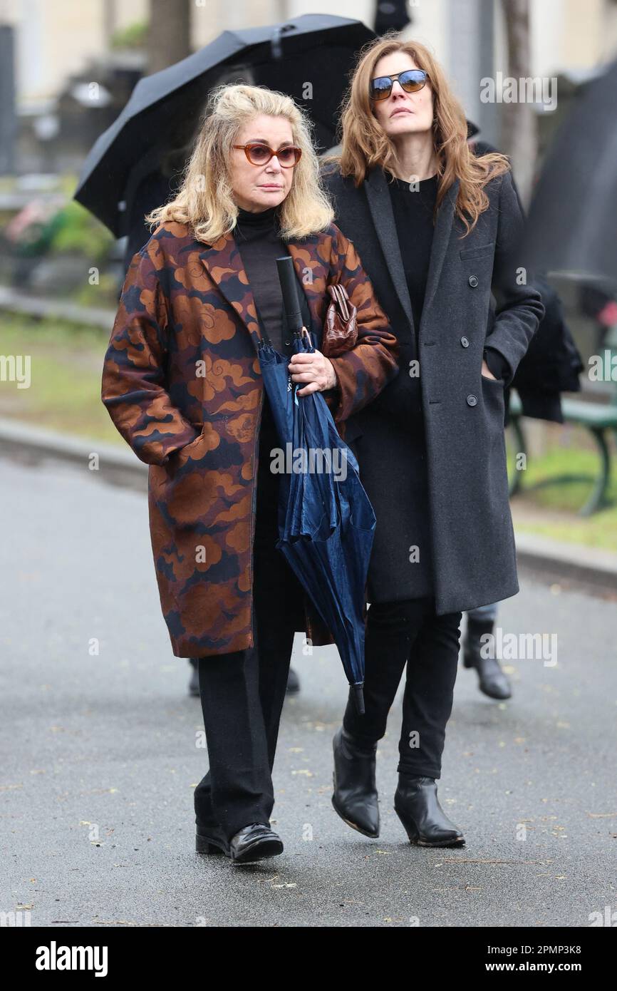 Catherine Deneuve and Chiara Mastroianni during the funeral ceremony of ...