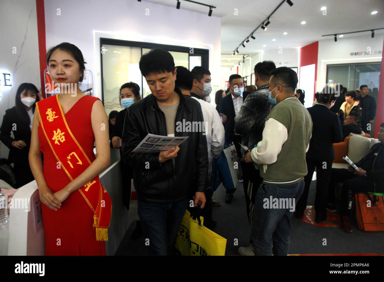 The 17th China ShenYang Furniture Expo kicks off in Shenyang City ...