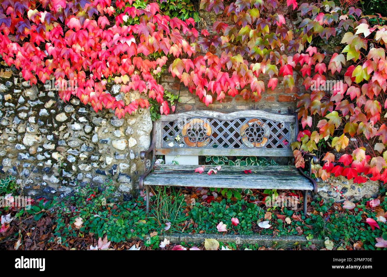 Old bench in formal hi-res stock photography and images - Alamy