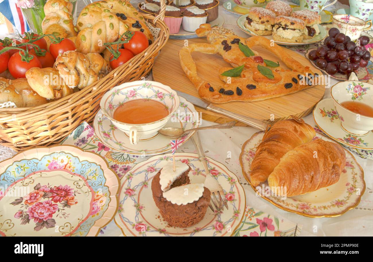 Vintage tea party celebration Coronation street parties Stock Photo - Alamy