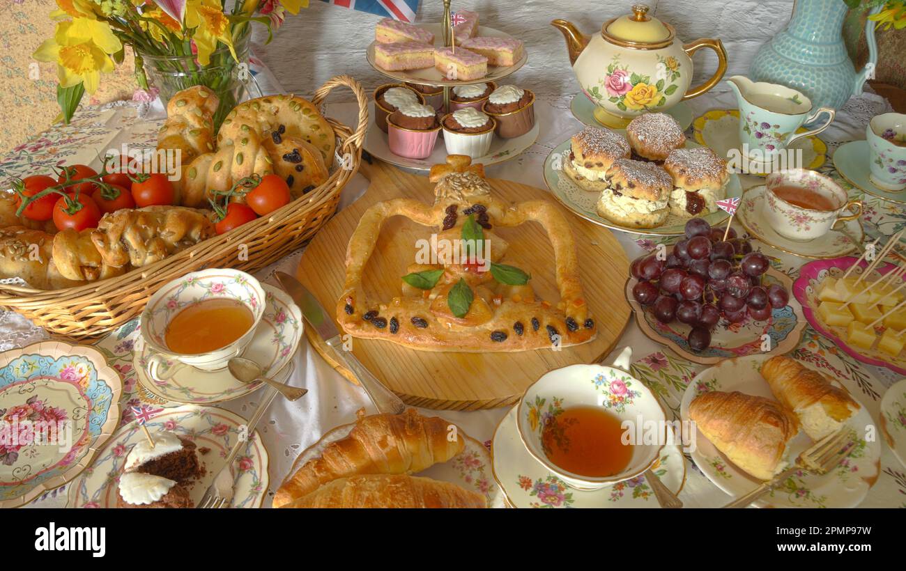 Vintage tea party celebration Coronation street parties Stock Photo - Alamy