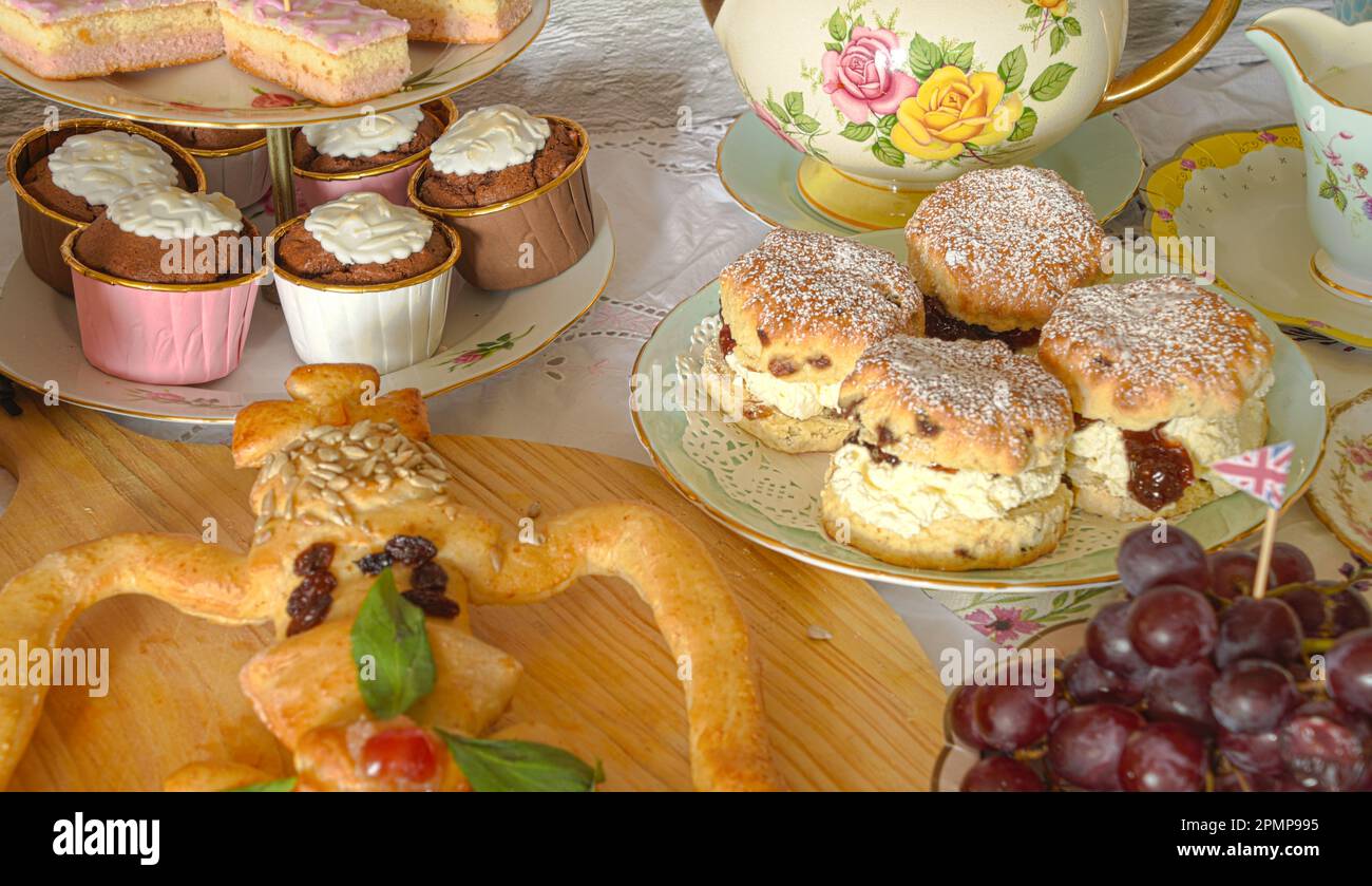 Vintage tea party celebration Coronation street parties Stock Photo - Alamy