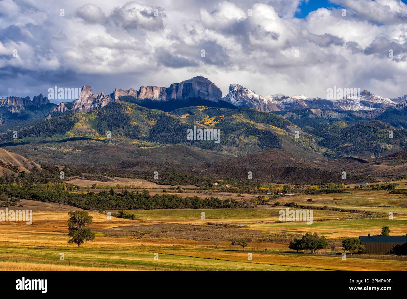 Autumn colours on a Colorado landscape. Aspen trees and fields are ...
