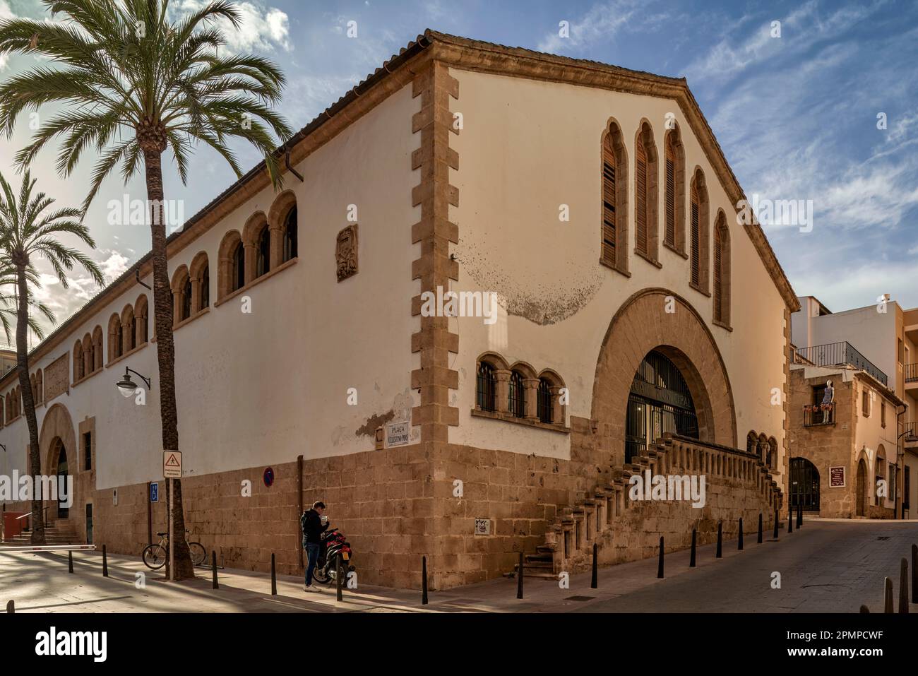 Javea municipal market hi-res stock photography and images - Alamy