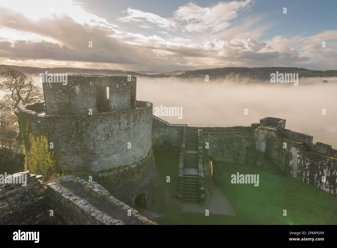 Dinefwr Castle and low cloud due to a temperature inversion ...